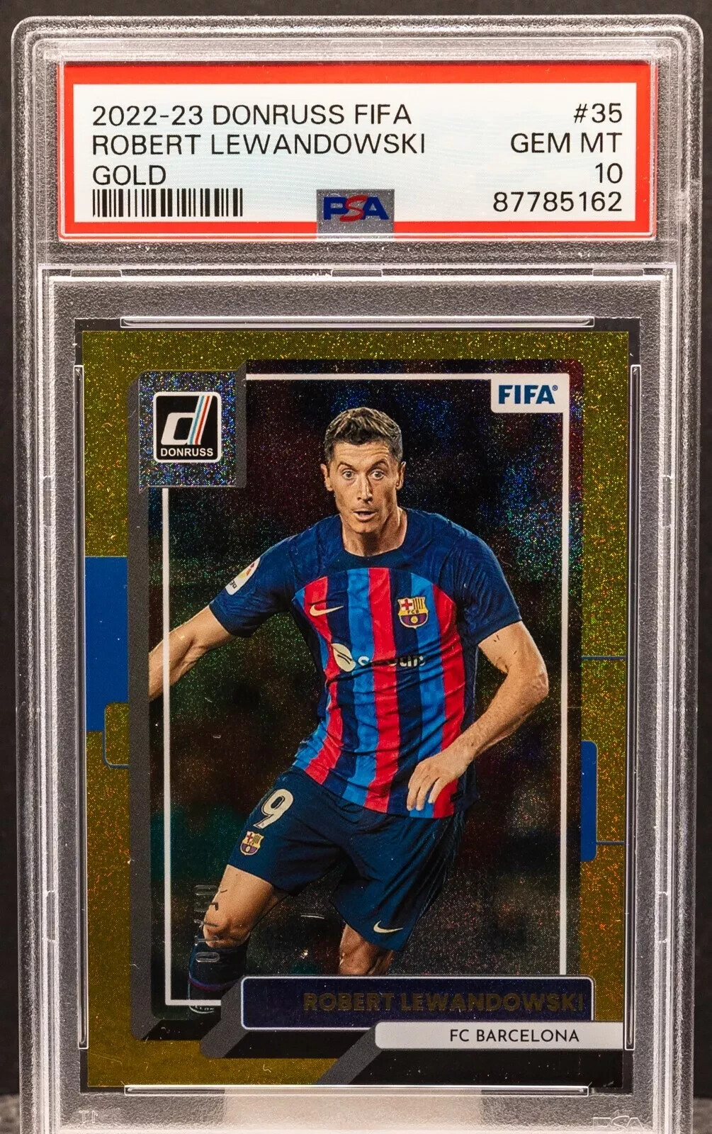 ROBERT LEWANDOWSKI 2022 Donruss FIFA #35 Gold Foil Barcelona /10 PSA 10 ...