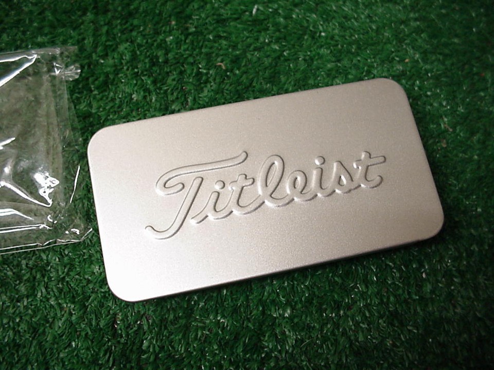 New Titleist Alignment Ball Marker & Magenta Color Sharpie Marker ...