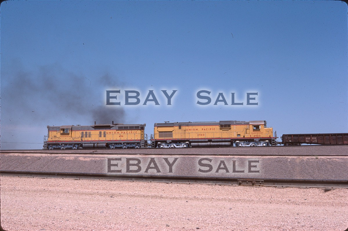 Union Pacific UP SD9 and Alco C630 working hump at Bailey yard - orig ...