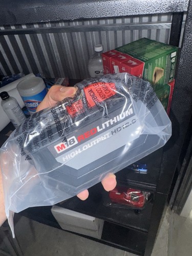 1 milwaukee m18 red lithium forge xc8.0 battery pack High output 12.0 ...