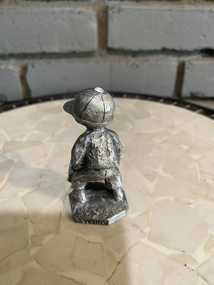 HUDSON PEWTER Walli Ortman #037 Shortstop Baseball Boy Cap Mitt USA ...