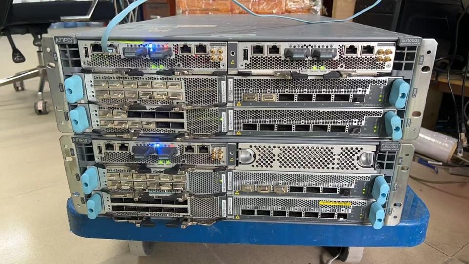 Juniper JNP10003/MX10003 Base Router with JNP10003-RE1 JNP10003-LC2103 ...