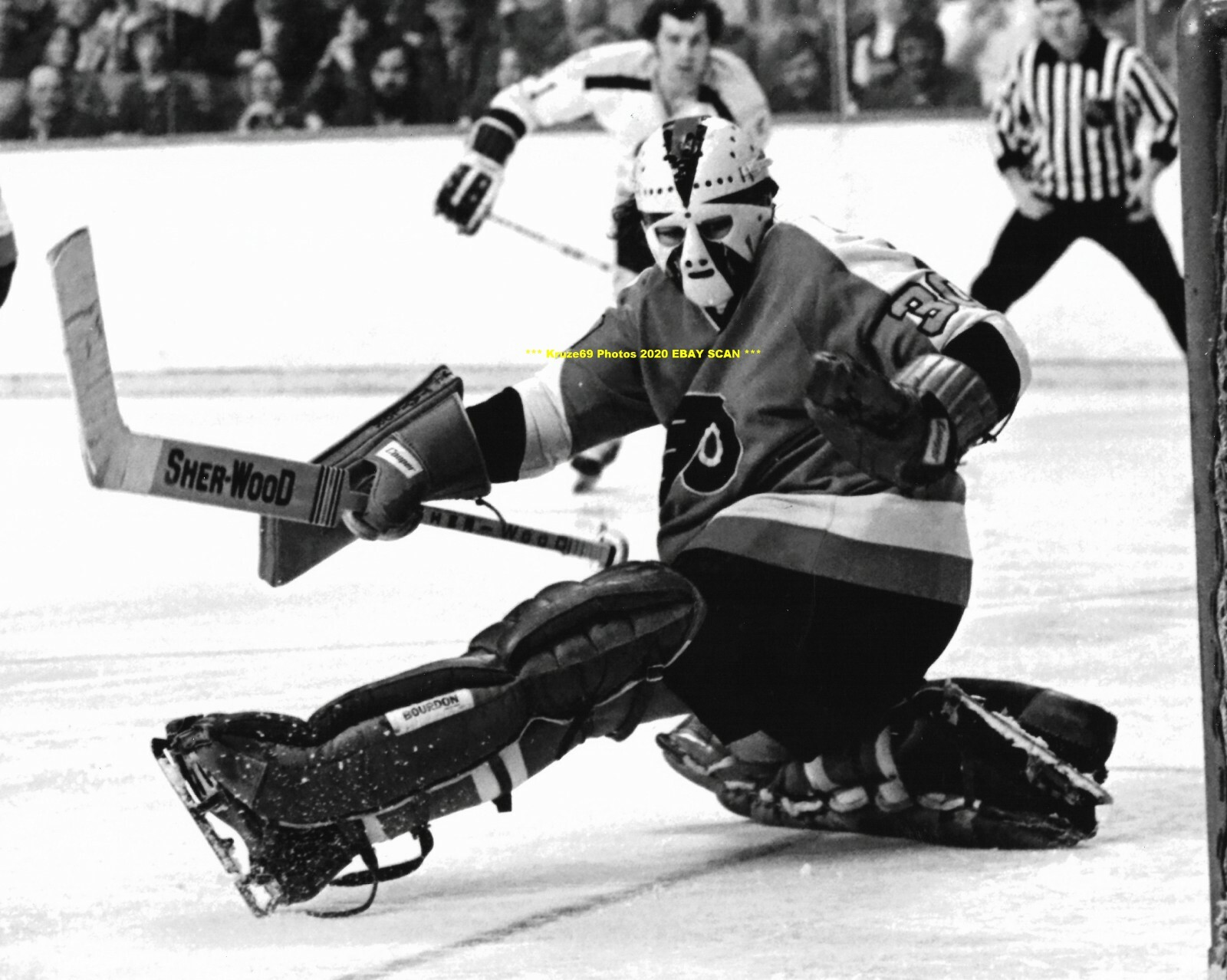 BOBBY TAYLOR Big KICK SAVE vs Bruins 8x10 Photo PHILADELPHIA FLYERS ...