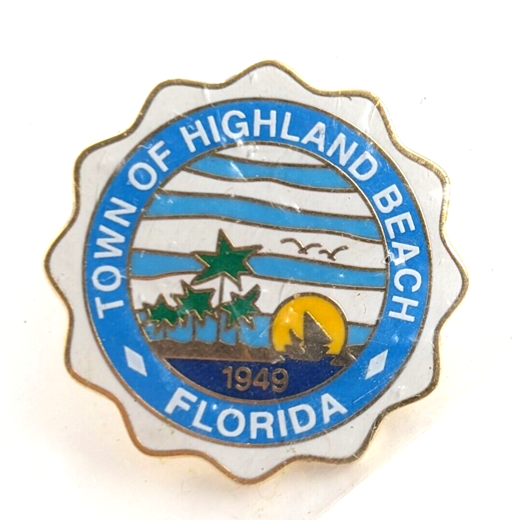 Town Of Highland Beach Florida Enamel Pin Souvneir Sun Palm Trees Blue ...