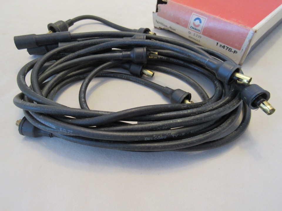 NOS 1965-74 Chevy Corvette Chevelle Camaro 396 427 454 Plug Wire Set GM ...