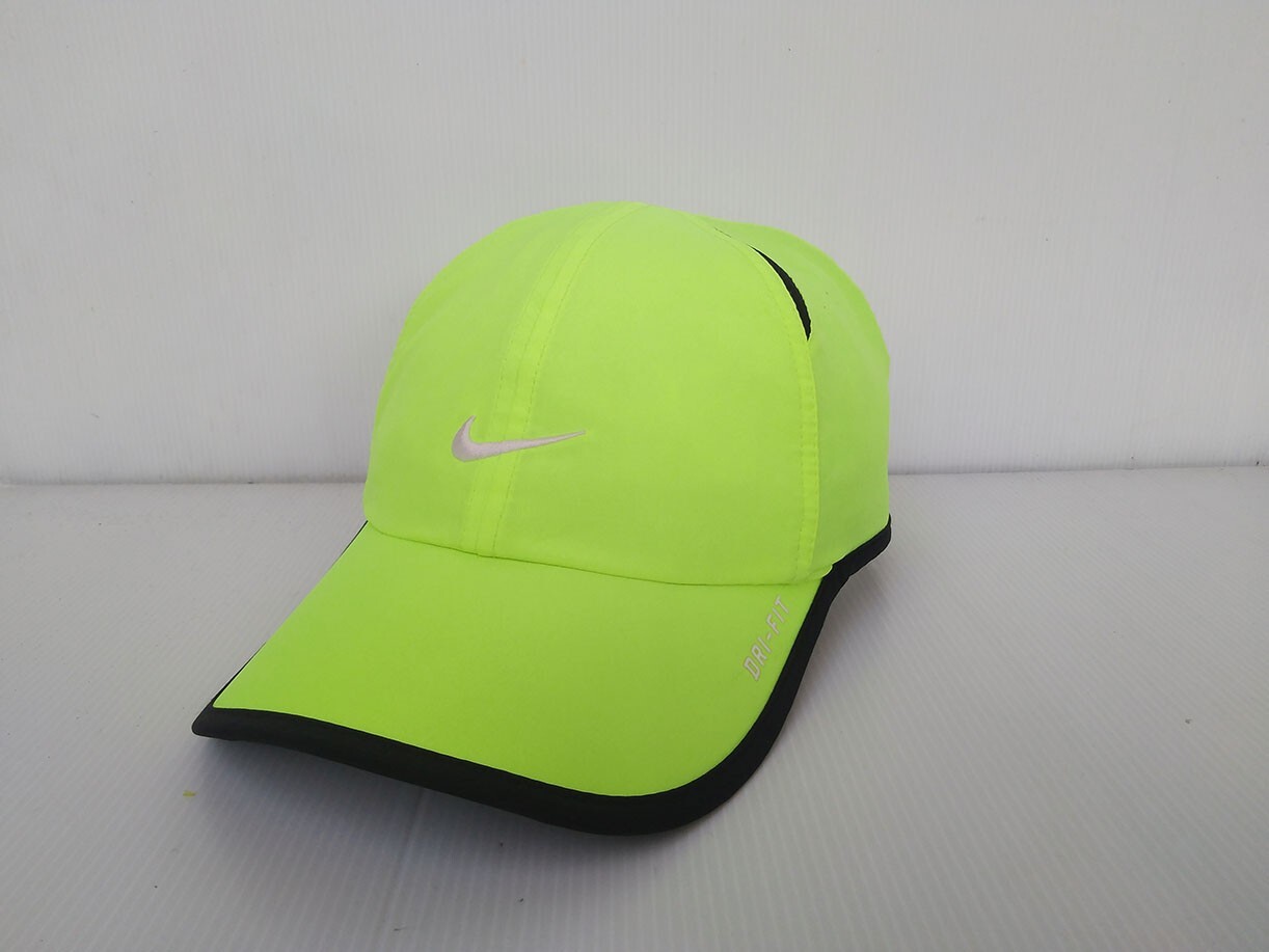 NIKE FEATHERLIGHT DRI-FIT Yellow Green neon Cap Hat C… - Gem