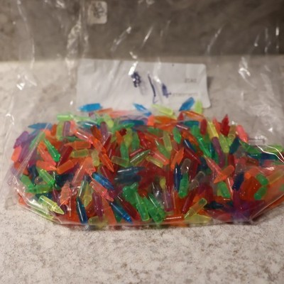 Lite Brite Light Bright Pegs Approx 360 Pieces 7/8" Long for Flat Cube ...