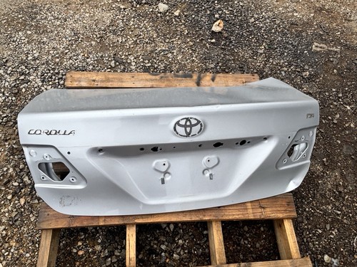 2011-2013 TOYOTA COROLLA OEM REAR TRUNK LID | eBay