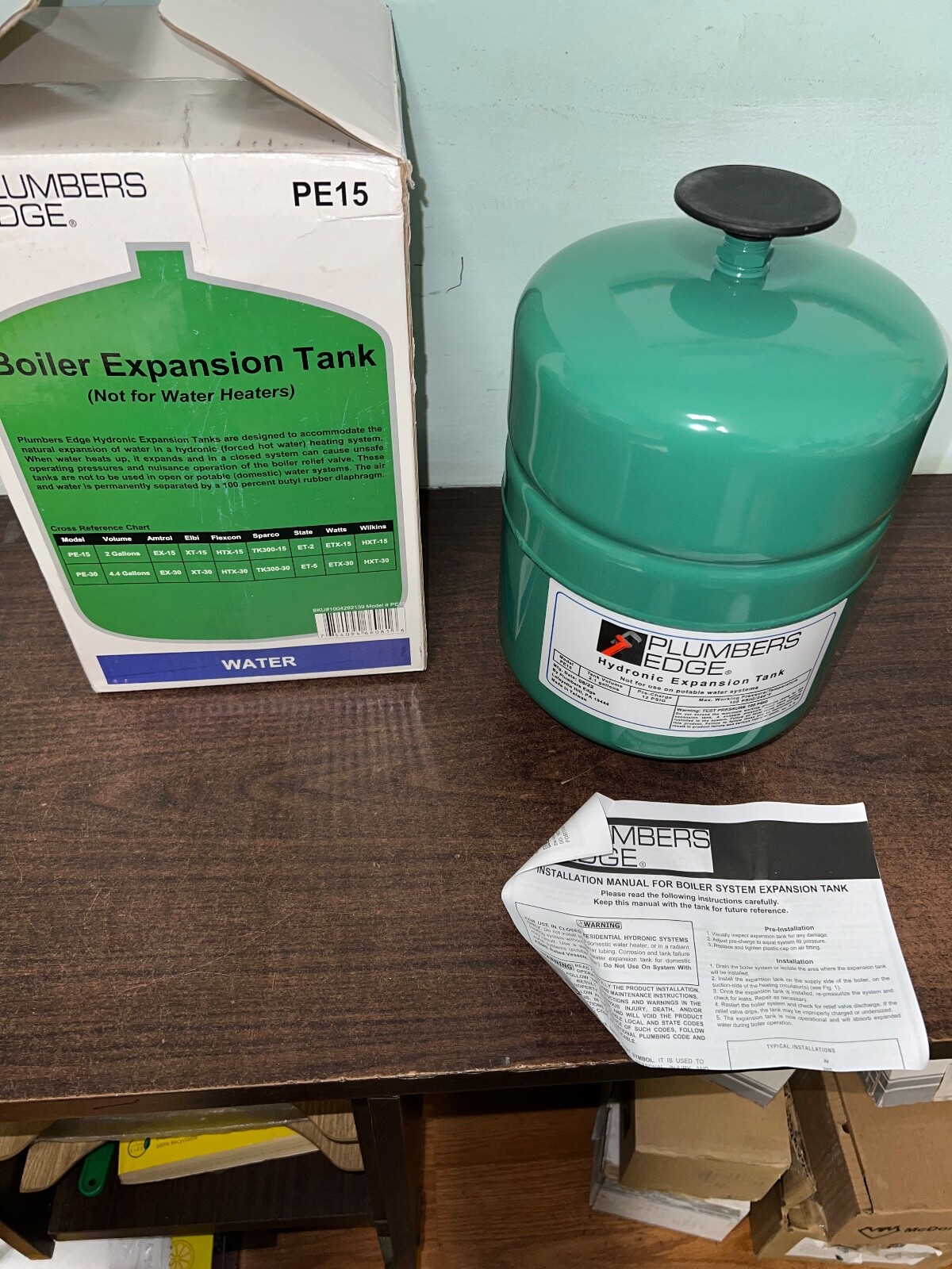 NEW IN BOX PLUMBERS EDGE PE15 EXPANSION TANK WITH INSTRUCTIONS S18 | eBay