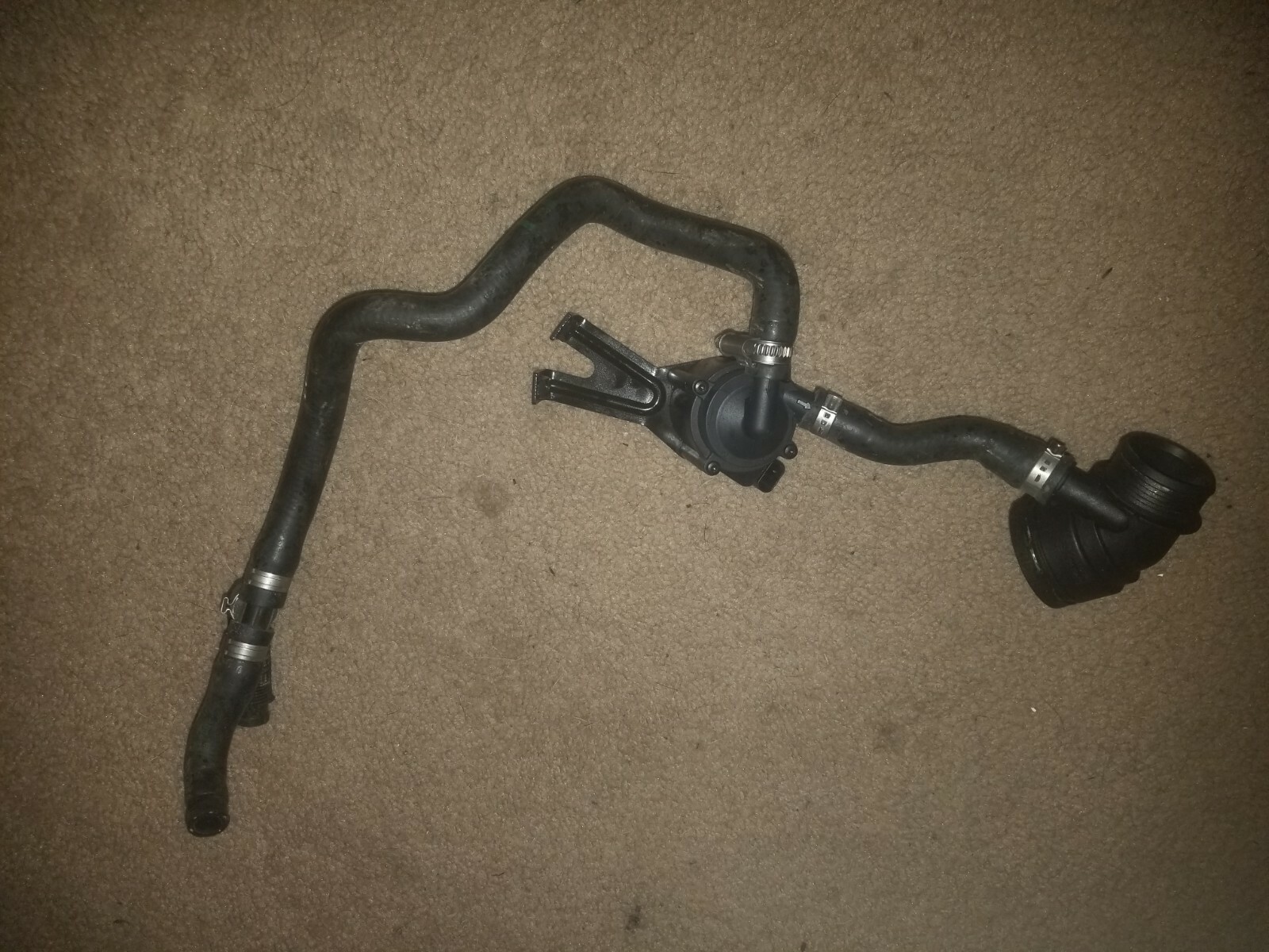 For BMW F10 F07 F12 550i Turbocharger Auxiliary Water Pump Pierburg ...