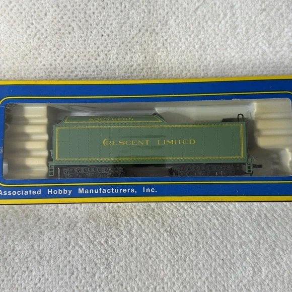 Crescent Limited AHM 5087-E 4-6-2 Heavy Pacific HO Steam Locomotive ...