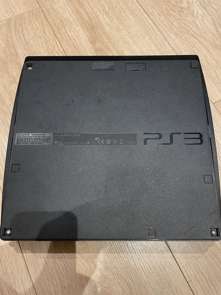 Sony Ps3 Console Bundle With 15 Games ( 160GB ) Complete With All ...