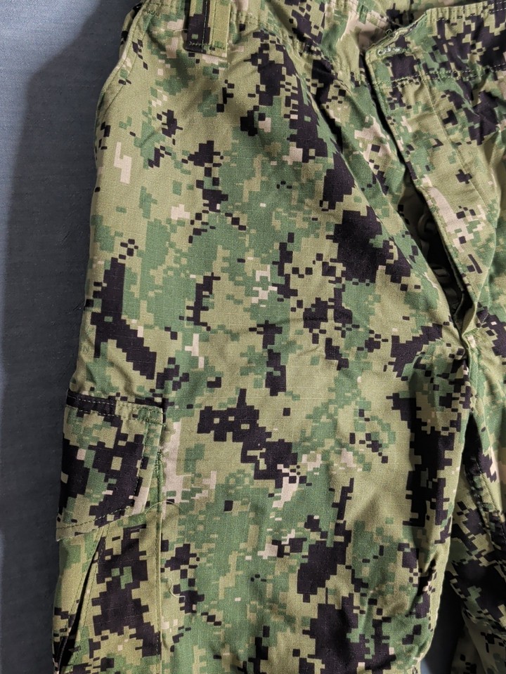 Military Pants Men's MediumShort Type III Navy Seals Digi Camo Cargo ...