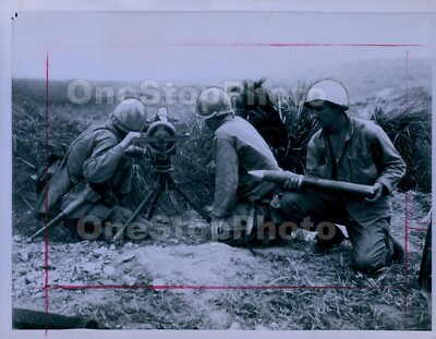 1945 US 10th Army Crew Loads 75mm Recoilless Guns Okinawa Press Photo ...