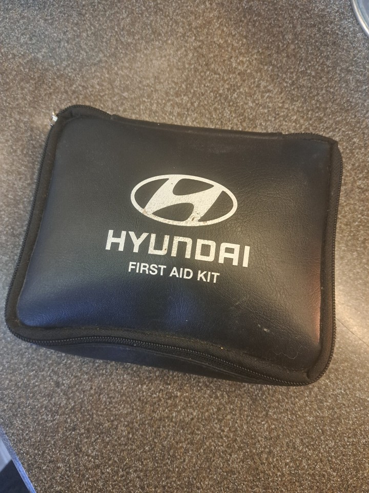 Hyundai Emergency First Aid Kit - Fits all models ~ | eBay
