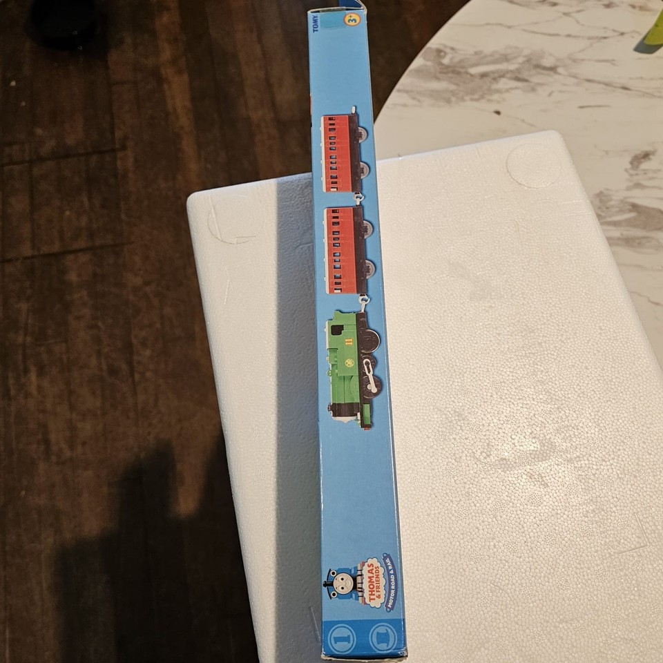 TOMY Thomas & Friends Oliver Motorized Trackmaster Plarail Train Green ...
