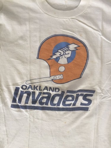 The Oakland invaders football team T-shirt | eBay