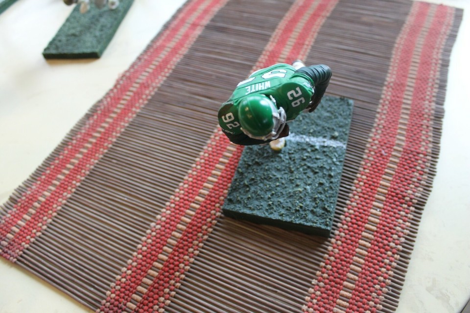 LOOSE NFL MCFARLANE: BUTKUS, BROWN, TAYLOR, LOTT, LAMBERT, GREENE ...