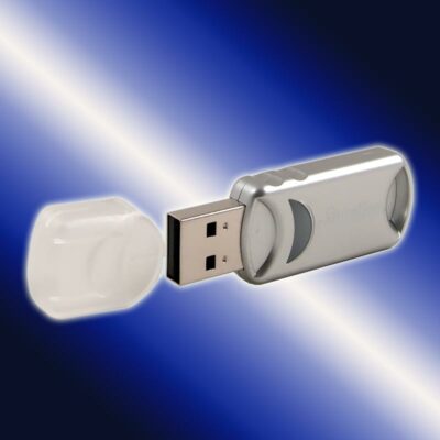 Brand New Imation Pocket Flash Drive, USB 2.0, 8GB, Ultra small smart ...