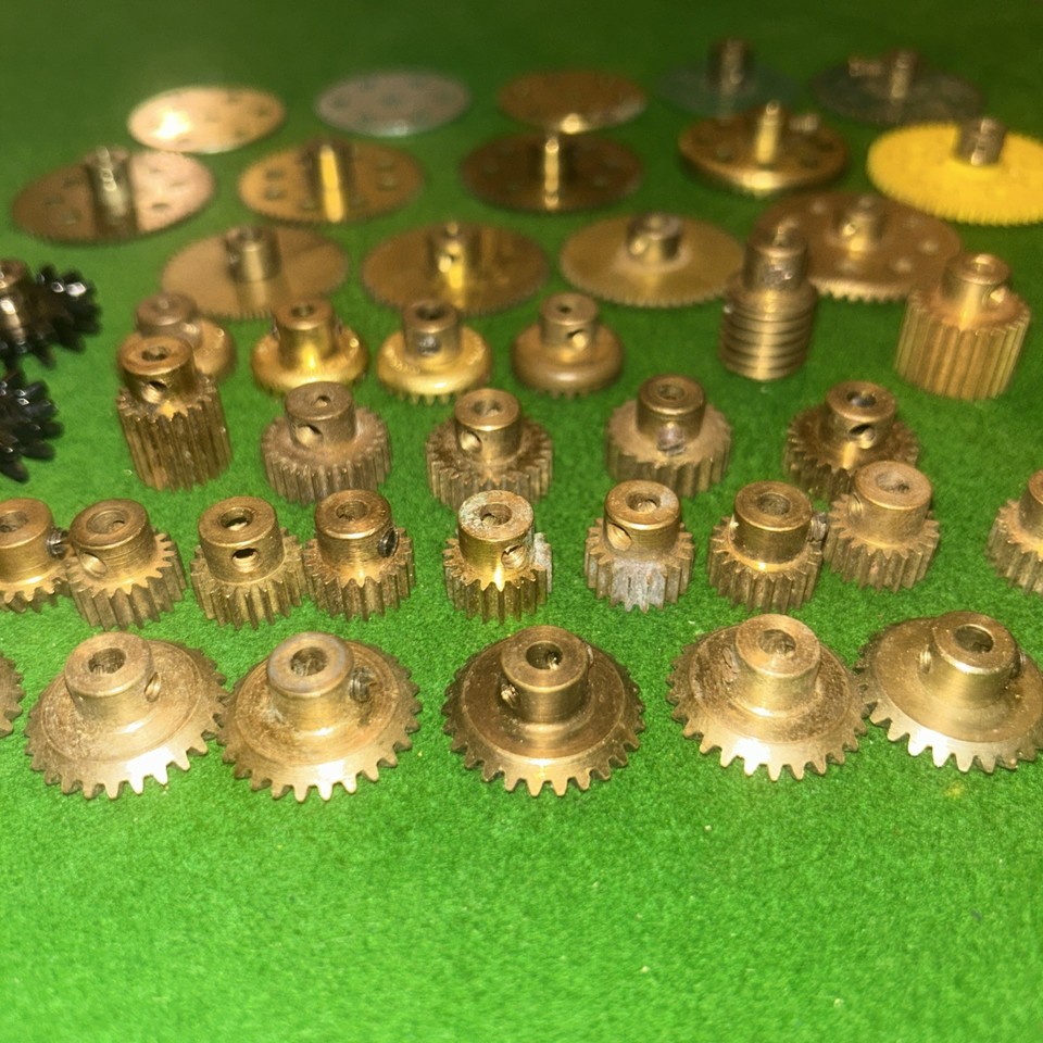 Lot of 48 Meccano Vintage Parts- sprockets,Cogs,pinions,gear wheels -as ...
