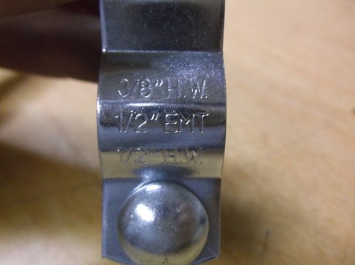 NEW Pro Connex #0 Conduit Hanger 3/8" 1/2" EMT 1/2" H.W. *FREE SHIPPING ...