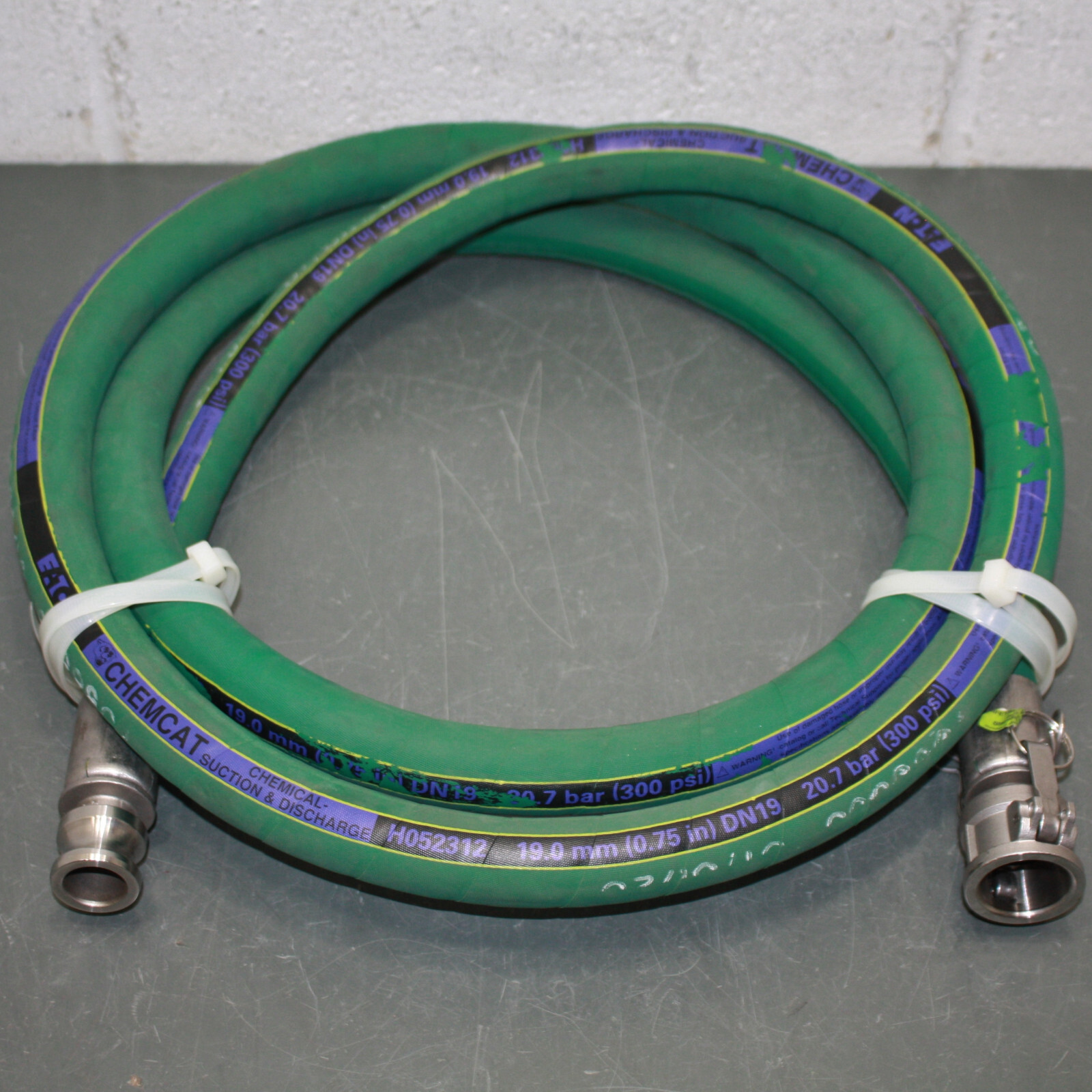 Eaton Chemcat Petro Chemical Transfer Hose H052312GN-10-SSCE, 3/4" x ...