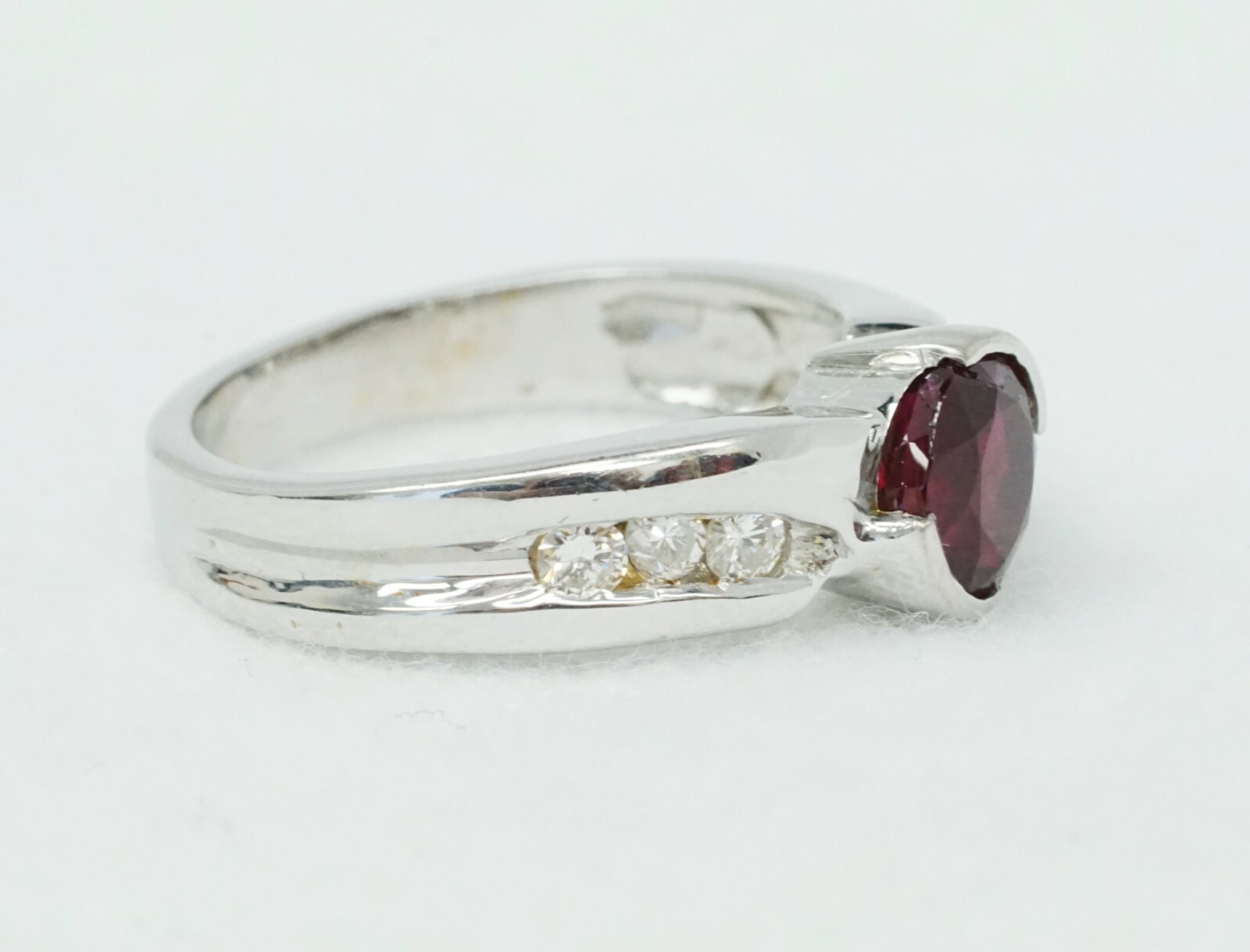 18K White Gold Oxblood Ruby & 1/5 cttw Natural Diamond Ring US Size 5 1 ...
