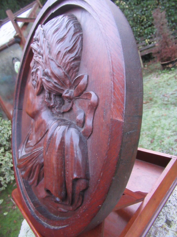 Emile De Vynck Belgian Refugee 1914-24 Carved Oak Roundel 18" Welsh ...