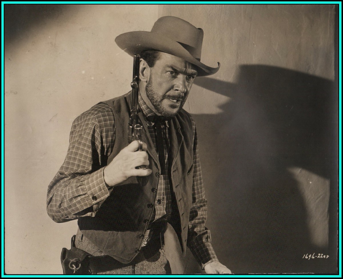 Ewing Mitchell Actor Toronto International Film Festival 2017 Studio