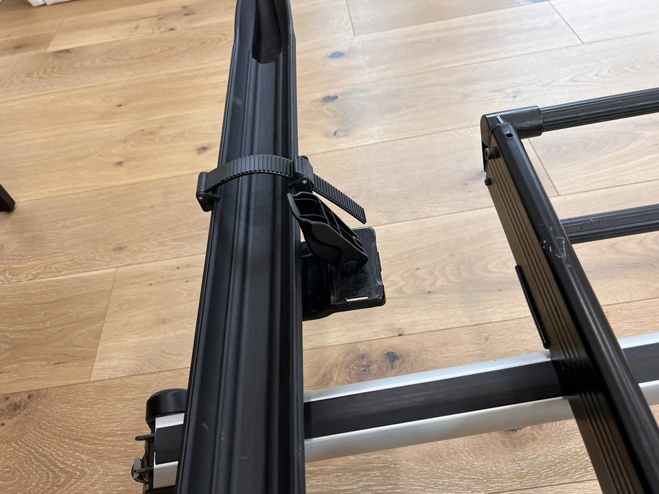 BARRACUDA OEM VOLKSWAGEN ROOF BIKE RACK CARRIER 000071128F logo city ...