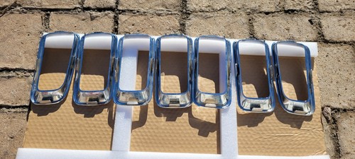 2014 2015 2016 Jeep Grand Cherokee Grille Trim Ring Kit 68316532AA OEM ...