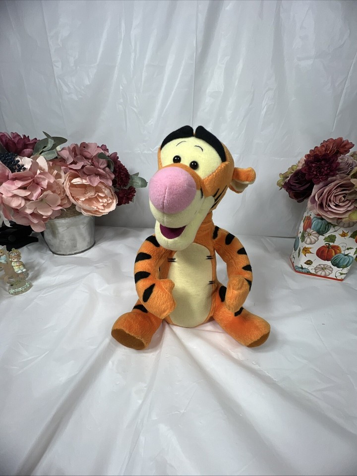 TIGGER Talking HEAD MOVES 1999 10" Plush Toy WINNIE THE POOH Vintage | eBay