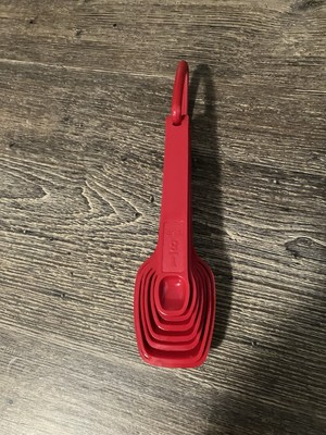 Tupperware Measuring Spoon Set In Red | eBay