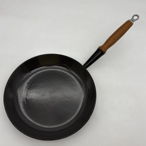 Vintage Le Creuset #26 Cast Iron Black Enamel Chef’s Skillet Fry Pan ...