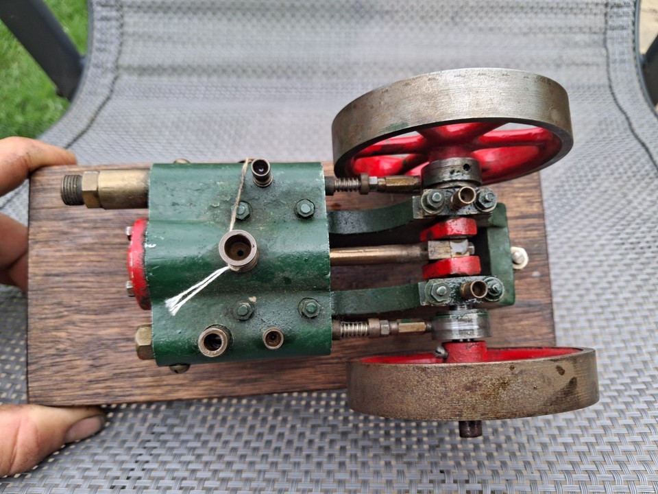 Chelston Model Engineering (CME) "Jowitt" Poppet Valve Engine - Live ...
