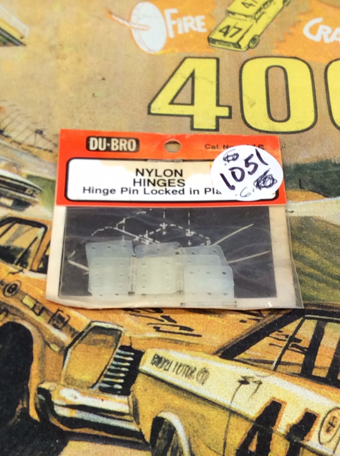 DuBro 116 Nylon Hinges Hinge Pin Locked In place NewInPack USA Shipped ...