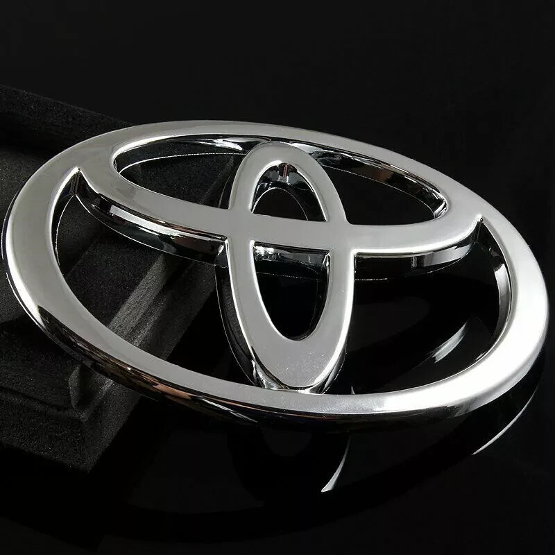 2001-2004 Toyota Tacoma Front Grille Emblem Chrome 75311-04040 OEM Part ...