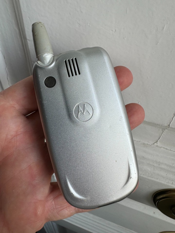 CELLULARE MOTOROLA V600 GSM UNLOCKED SIM FREE DEBLOQUE | eBay