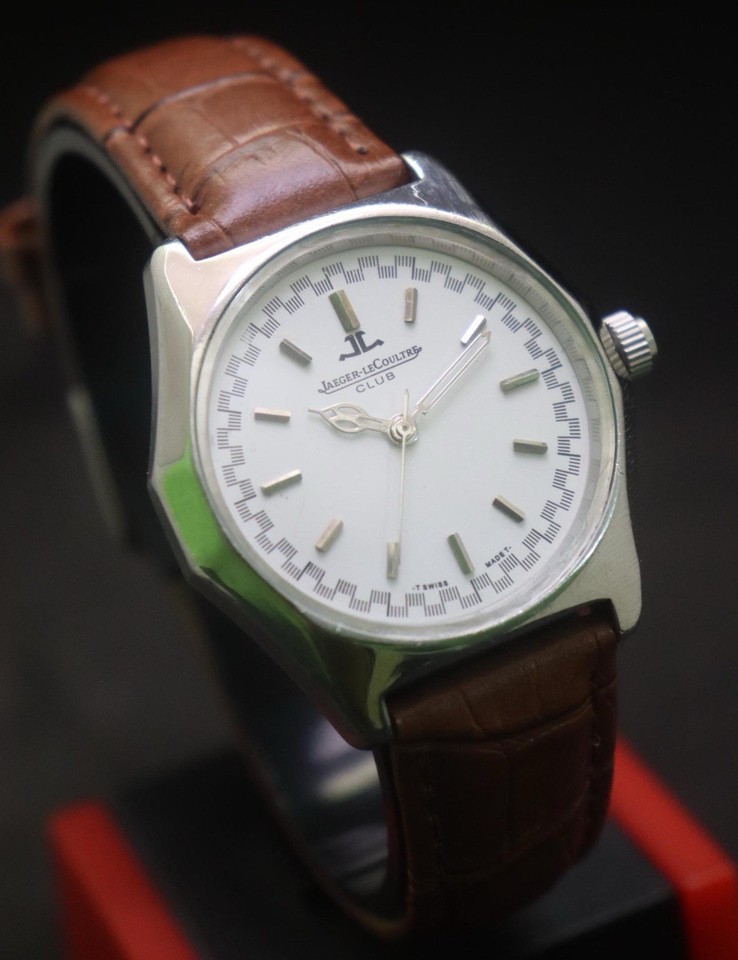 montre jaeger lecoultre Club vintage Montre Jaeger Lecoultre À ...
