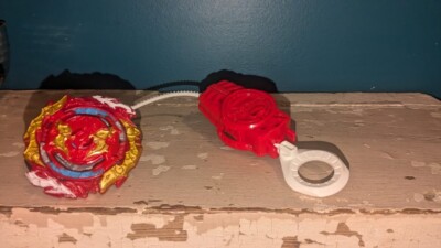 Hasbro Beyblade Burst Quad Drive Astral Spryzen S7 WITH LAUNCHER, USED ...