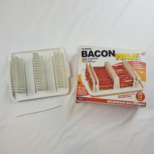 The Original Bacon Wave Microwave Bacon Tray Cooks Up to 14 Slices As ...
