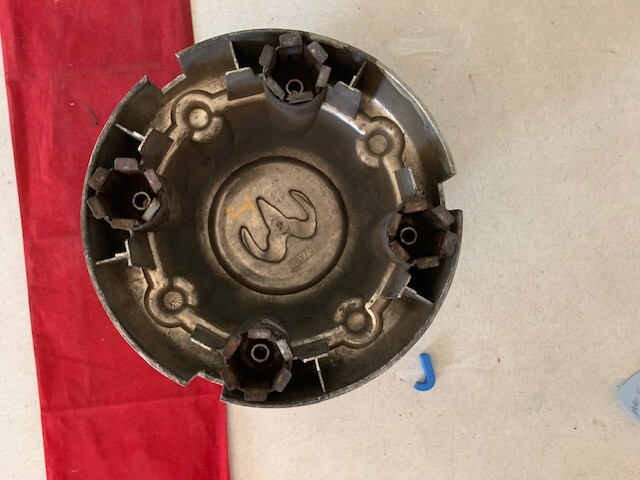 #J (1) 94-99 Dodge Ram Cummins Center Cap 2500 3500 Van Truck 8 LUG ...