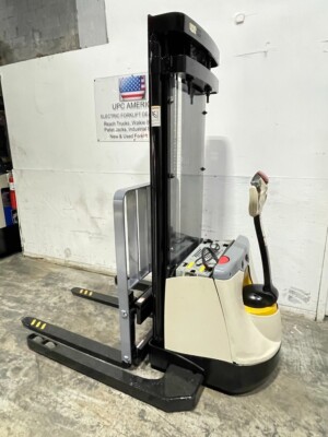 Forklifts - Walkie Stacker