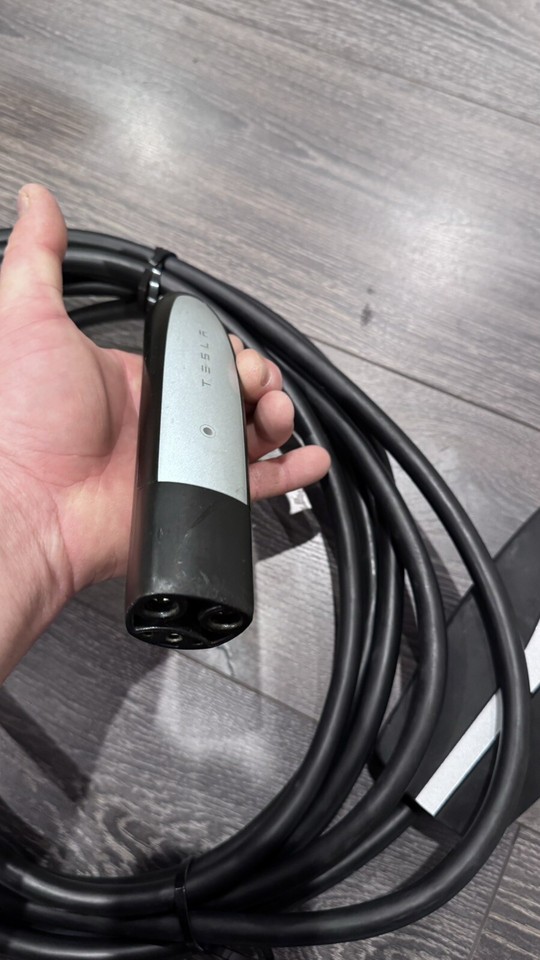Tesla Gen 2 charger Universal Mobile Connector UMC 110v | eBay