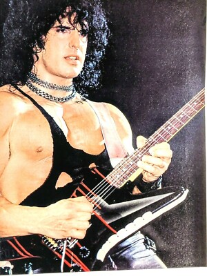 KANE ROBERTS LIVE / ALICE COOPER / MAGAZINE FULL PAGE PINUP POSTER ...