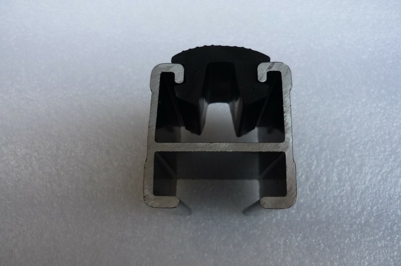 RHINO RACK HEAVY DUTY COMMERCIAL BAR RUBBER BUFFER STRIP (1650MM X2 ...