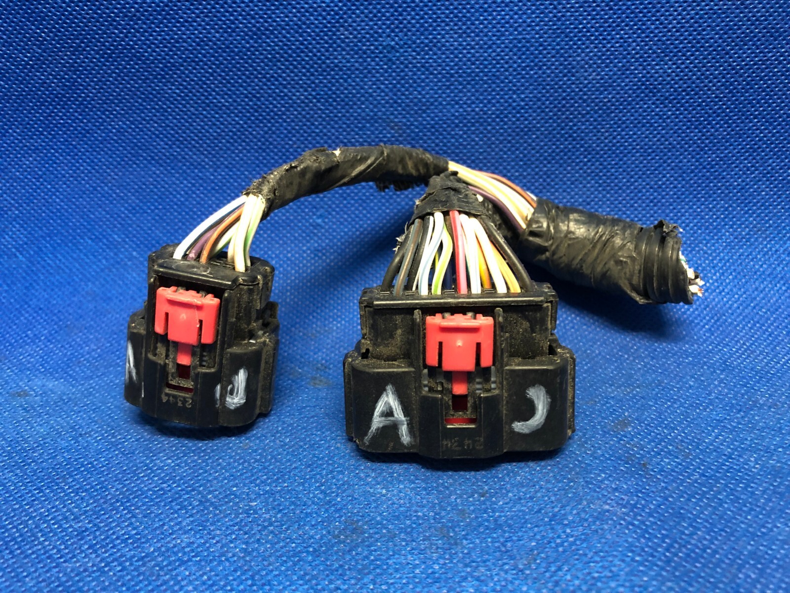 2005 Dodge Dakota 3.7 V6 Front Body Control Module FCM BCM P56040641AF ...