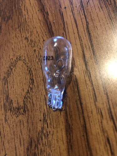 923 11.648 Watt 12.8 Volt Wedge Based Miniature T5 Bulb, Lot Of 3 Bulbs ...