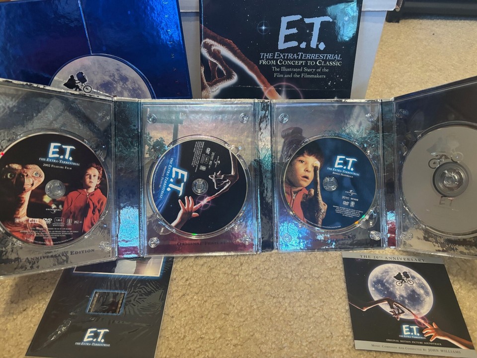 E.T. THE EXTRA-TERRESTRIAL 1982 Ultimate Gift Set 3-Disc DVD Box/Book ...