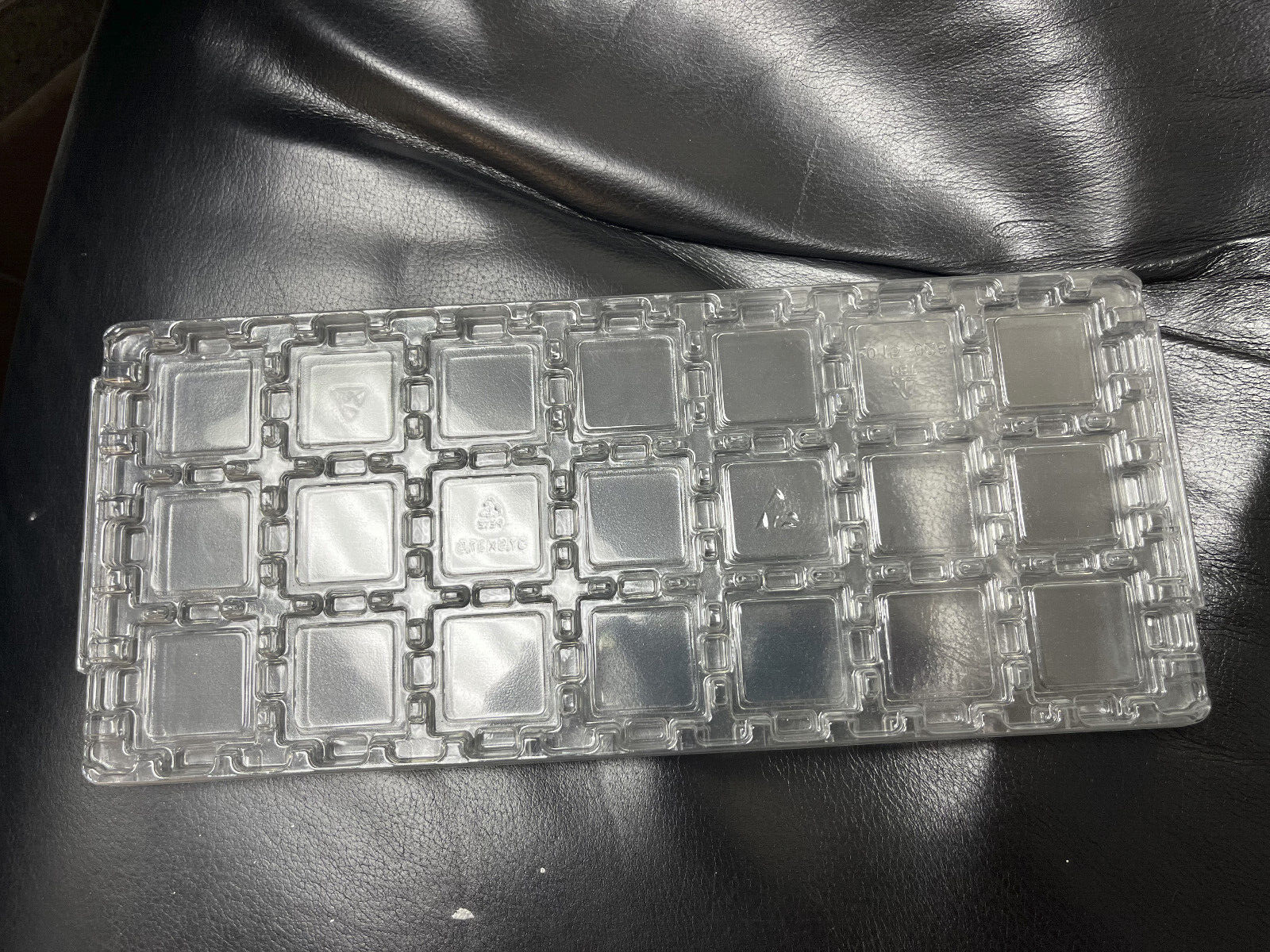 Intel Xeon X5500 E5500 L5500 CPU Plastic Tray for Socket LGA1366 | eBay